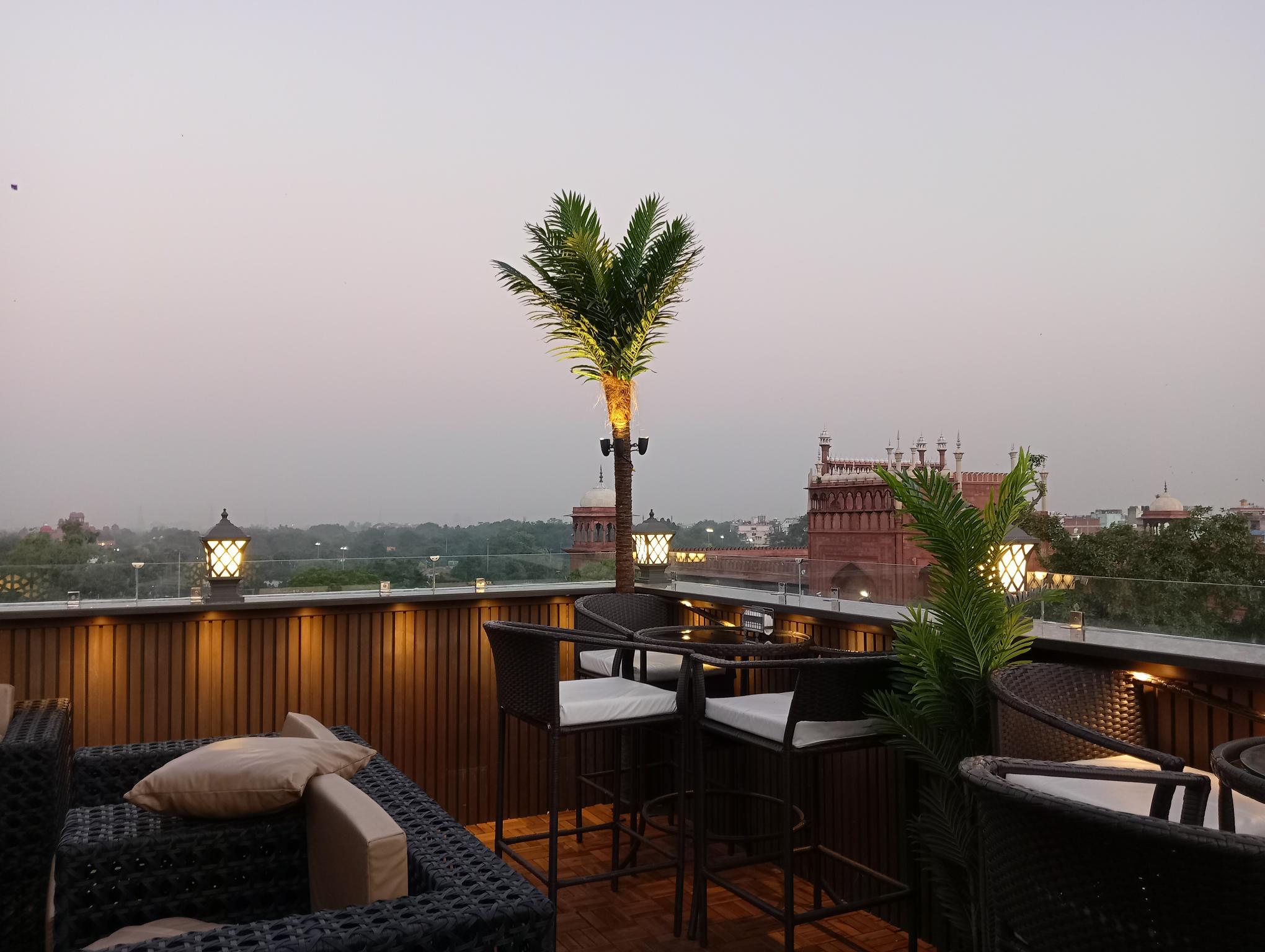 Perfect Combo: A cafe overlooking the spectacular Jama Masjid - The Patriot