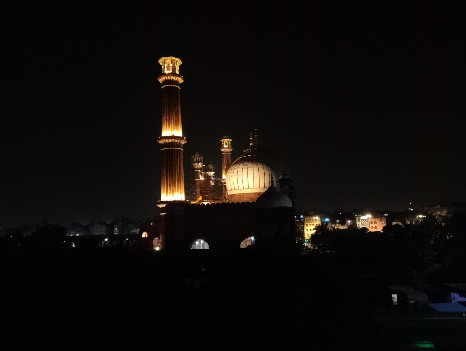 Perfect Combo: A cafe overlooking the spectacular Jama Masjid - The Patriot