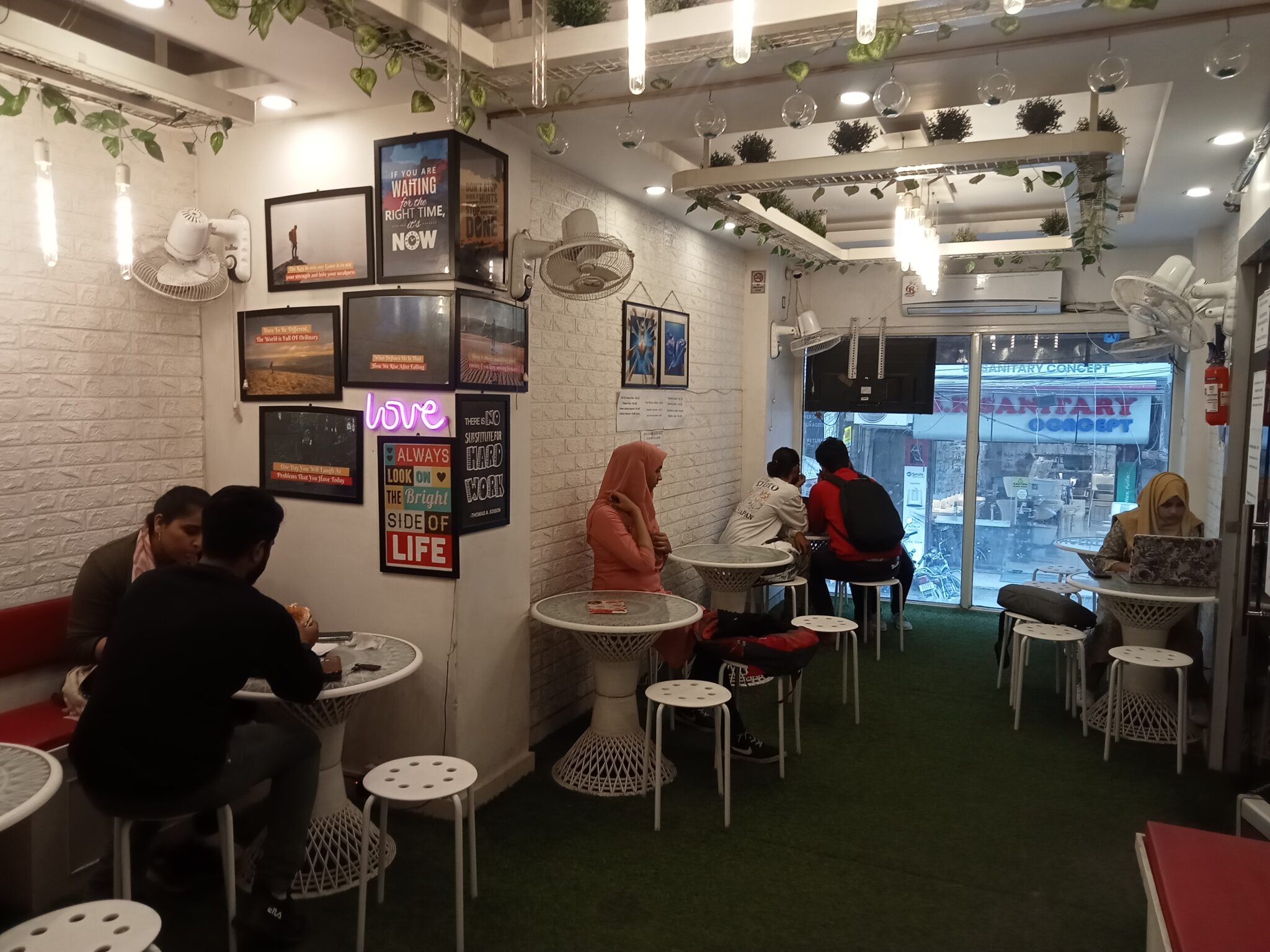 Jamia Junction: The community in the cafe - The Patriot