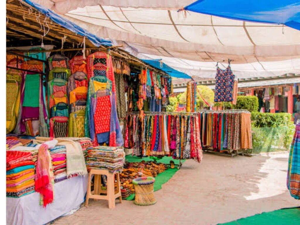 What to do in Dilli Haat - The Patriot